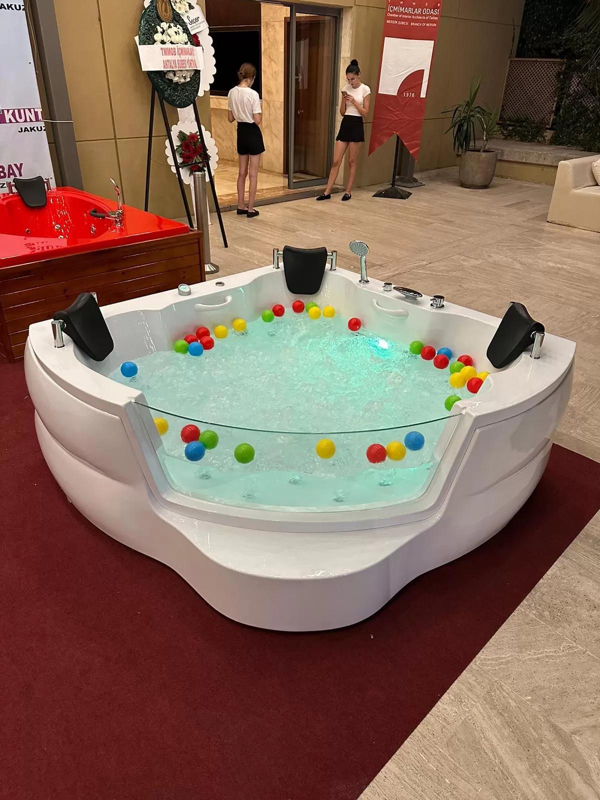 Köşe Oval Camlı Jakuzi 170 x 170 H 65